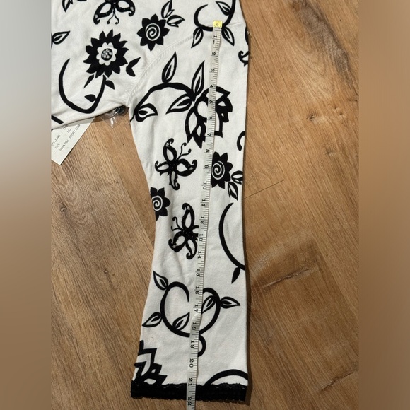 PBJ Sport | Sweaters | New Vintage Pbj Sport Black And White Butterfly ...